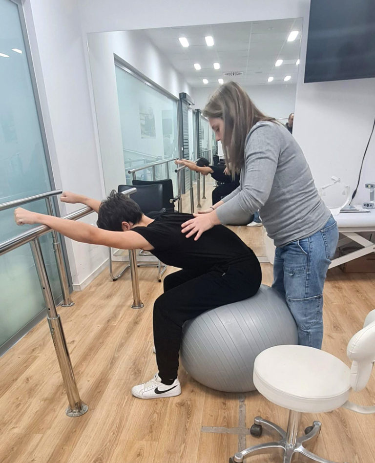 Case: Treatment of kyphosis - Create it REAL